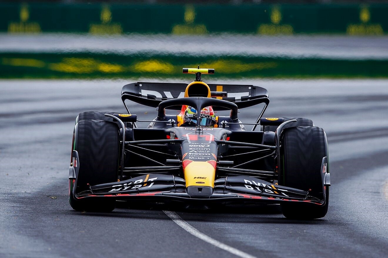 Checo Pérez deja escapar el mejor tiempo, que se llevó Verstappen, en ...